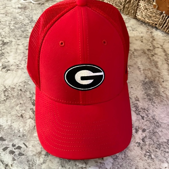 Nike | Accessories | Georgia Hat | Poshmark